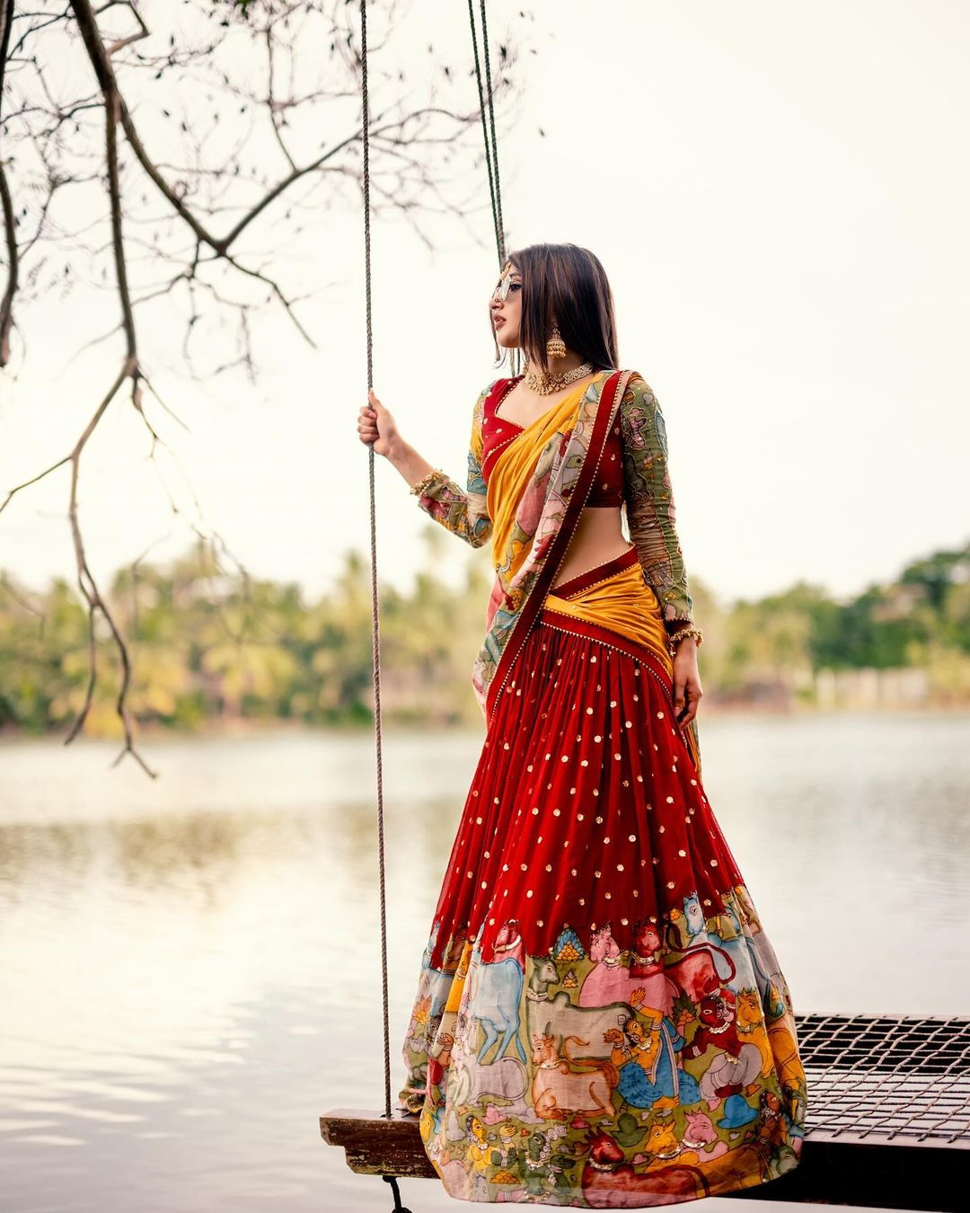 Actress sreeleela stunning photos viral | Newsminute24